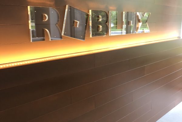 Lobby Signage - Bennett Graphic Signs